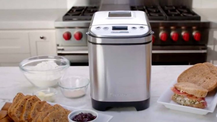 Choosing Between A Bread Maker Vs Oven: A Full Comparison